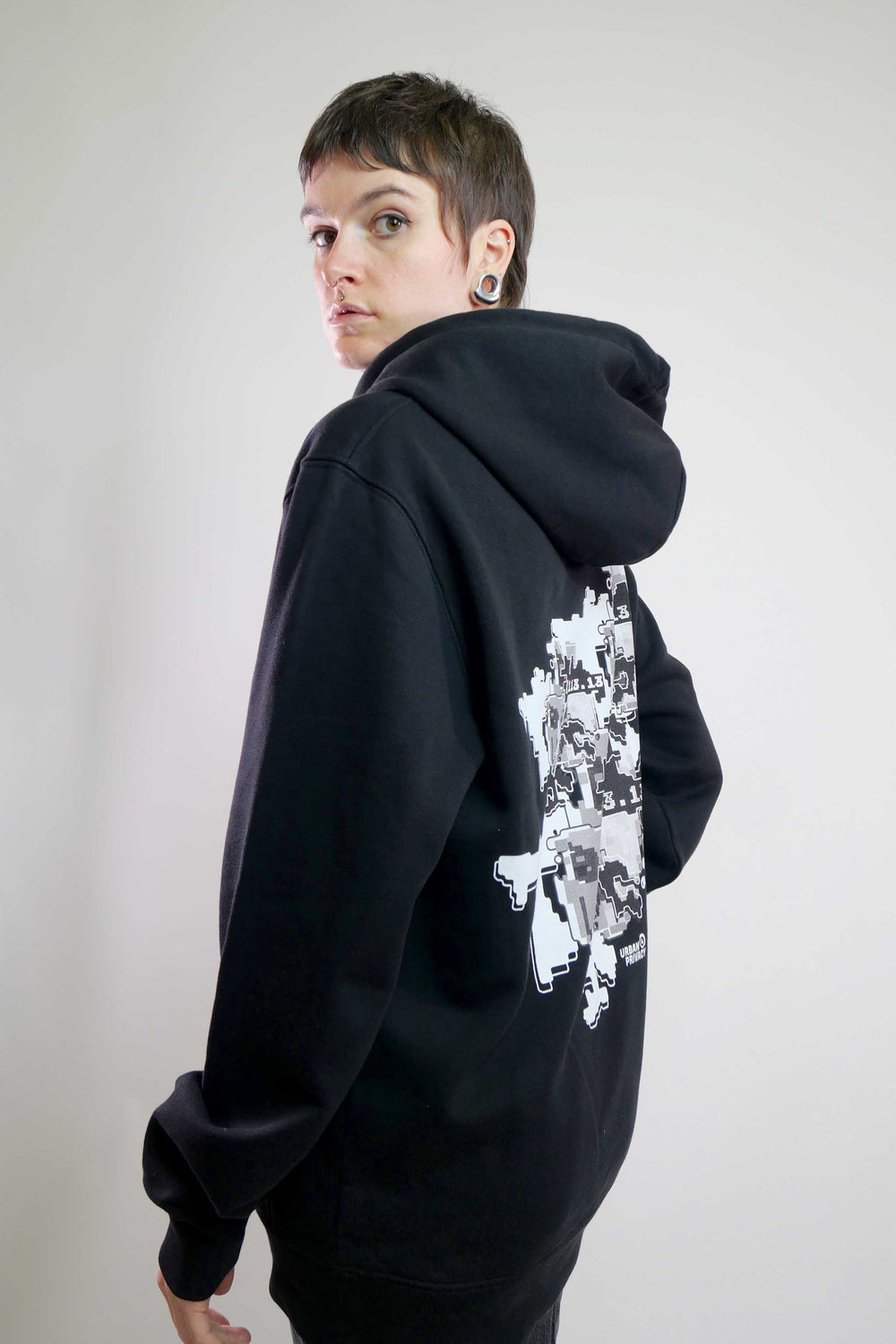 Countersurveillance Clothing: FACEPTION and URBANGHOST – URBANPRIVACY